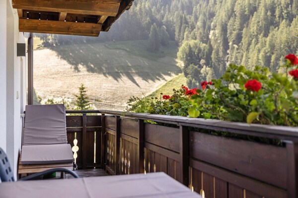 Appartamento 'Bergkristall 1' Con Vista Sulle Montagne, Giardino In Comune E Wi-fi - Valle Aurina