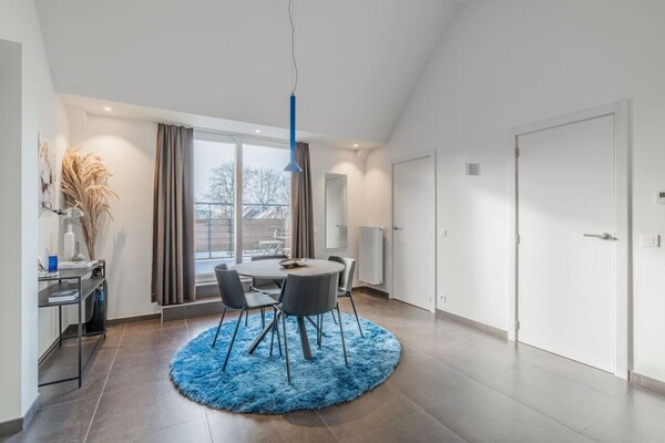 Luxury Two-room Suite With Balcony Near City Center - Brujas