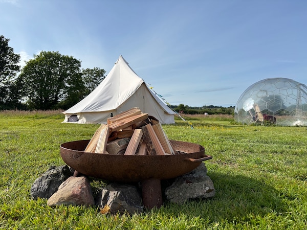 Star Gazing Cozy Hot Tent With Heater And Tv - Caernarfon