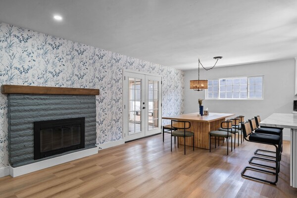 Spacious Home W/ Hot Tub & Games  11 Min From Downtown - Spring Valley, CA