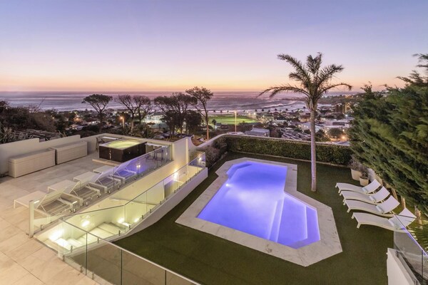 Incredible 6bed W Pool In Camps Bay Villa Galazzio - Camps Bay