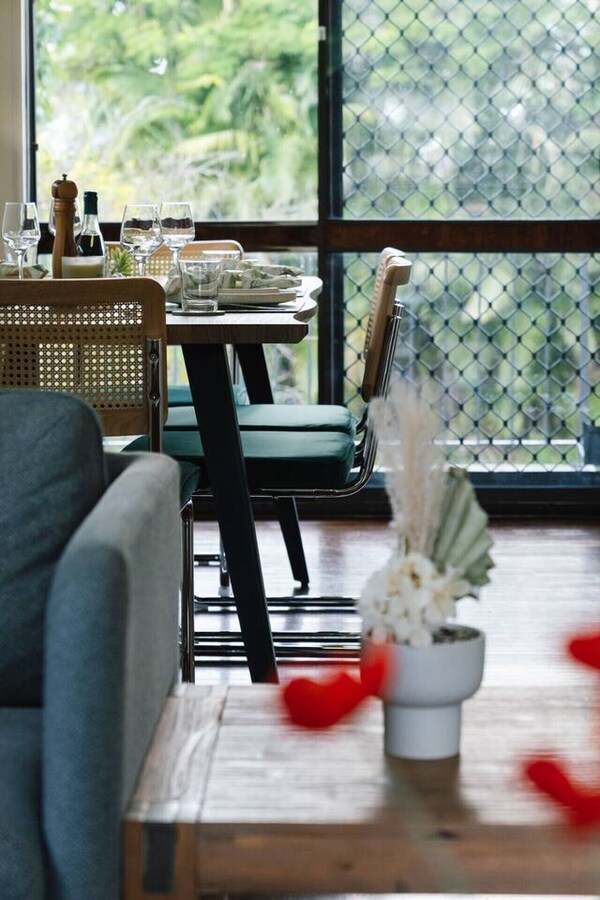 Top Value | Dual-living Sleep 15 | Great Location - Brisbane