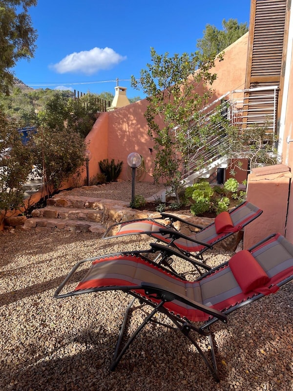 Casa Emma, Relax E Comodità Per Le Tue Vacanze - Domus De Maria