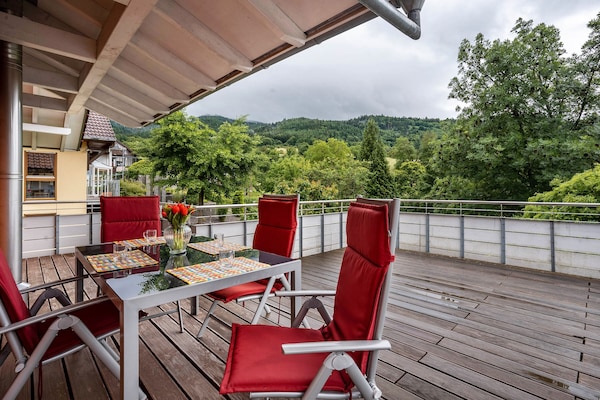 Ferienwohnung 'Teufelsmühlblick' Mit Bergblick, Balkon Und Wi-fi - Bad Herrenalb