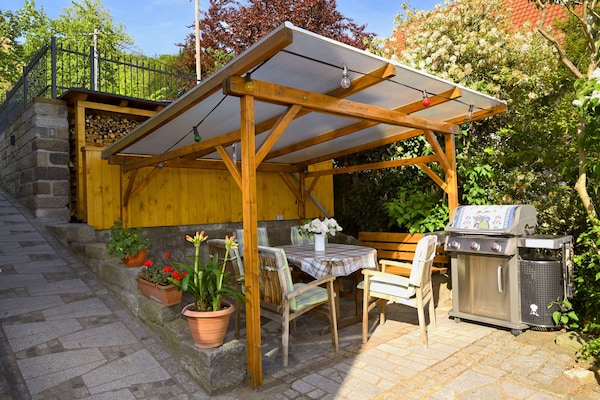 Holiday Home 'Weitblick' With Mountain View, Private Terrace And Wi-fi - Pirna