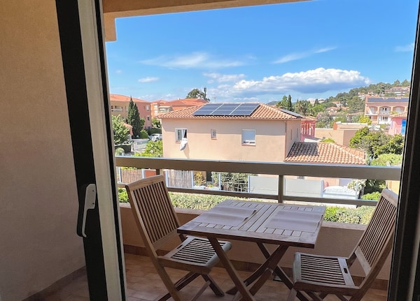 Perle Rare à La Plage Pour 2 Personnes, Appartement Climatisé - La Londe-les-Maures