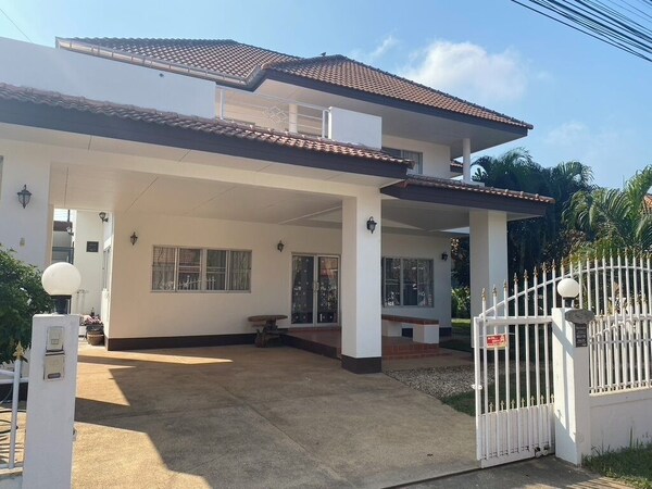 The Garden House\na Large Family House, Fully Furnished And Equipped. - Chiang Rai