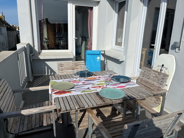 Beach Accommodation On Foot - Guilvinec