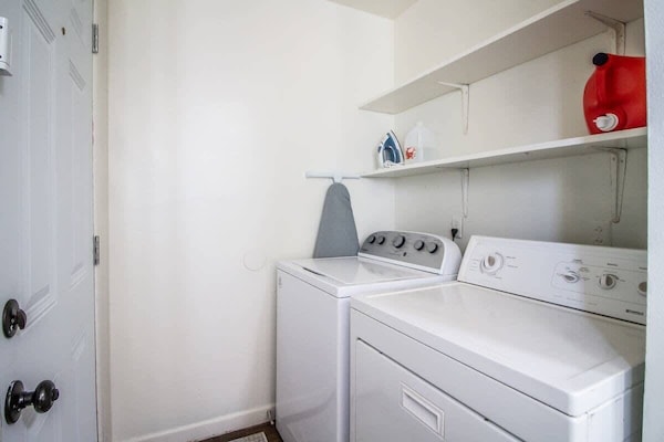 Retro Retreat - 2br/1.5ba - Centrally Located - Lubbock, TX