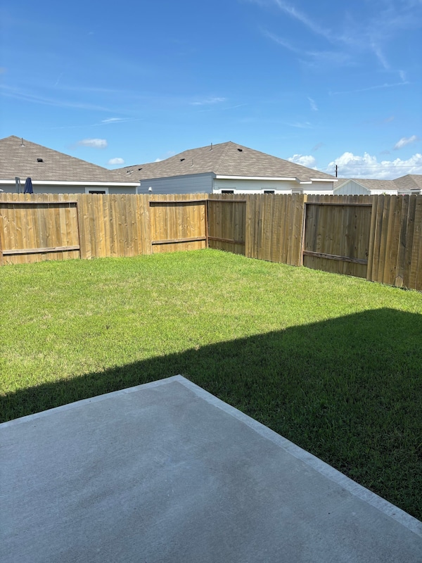 Charming 2-bedroom House With Wifi And Ac In Pleasant Houston Area. - Pearland, TX