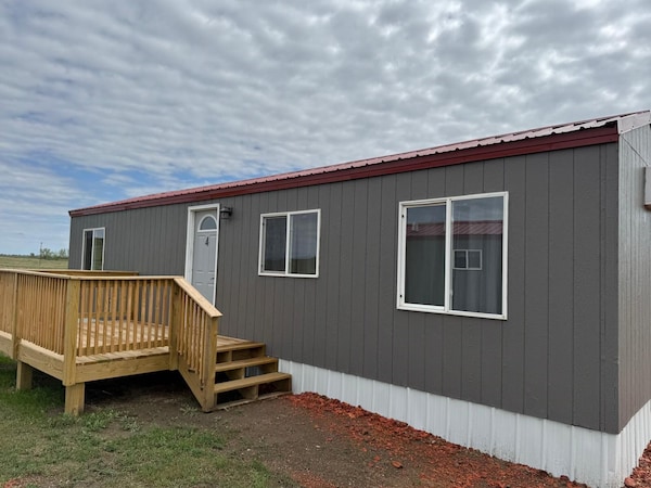 Elkhorn Cabin Summary - North Dakota