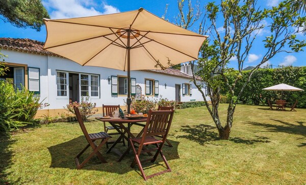 Guestready - Domus Adepta Charming W/ Garden - Furnas