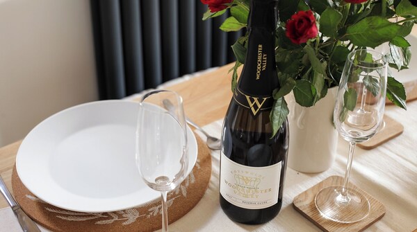 Romantic Dog-friendly Cotswolds Retreat With Views Of Slad Valley, Painswick - Nailsworth