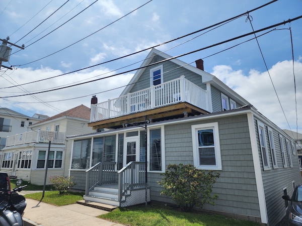 G St Inn Unit 6 Charming 2-bedroom Apartment In Hampton With Ac, Wifi - North Hampton, NH