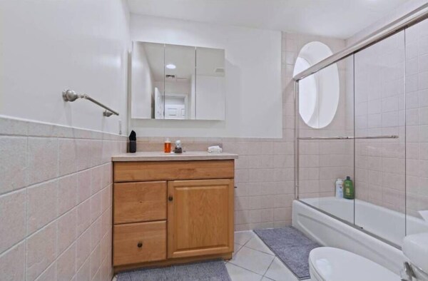 Spacious 2br Gem | Prime Rittenhouse Area - Bird Lake, Philadelphia