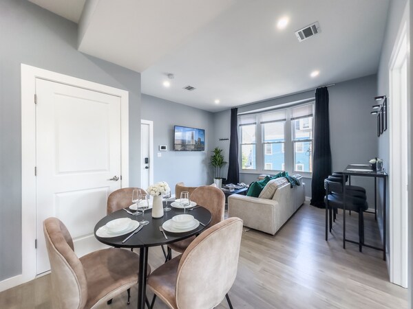 Stylish Secret: 1 Free Parking + Walk To Train & Redbull Arena, Sleep8, 20%off - Montclair, NJ