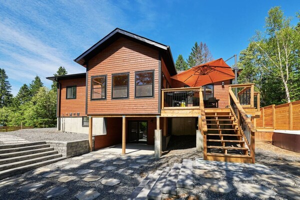All Season Muskoka Cottage*hottub*sauna*beach*bbq - Ontario 60