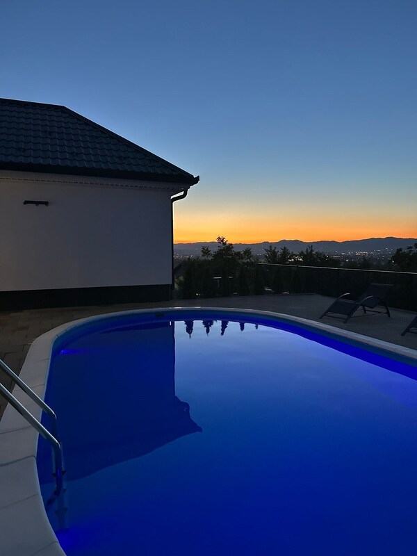 Amal Residence - Villa With Swimming Pool - Sarajevo