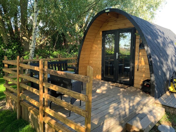 Magnificent "Pod" Fully Equipped Self-catering Cottage In The Countryside Near Bergues - Norte