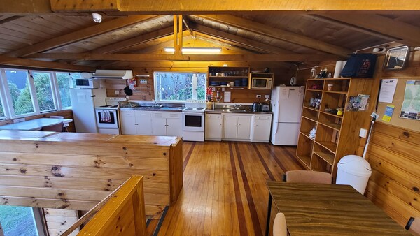 Waimarino Adventure Lodge - Great For Large Groups. - National Park - New Zealand