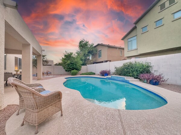 Mesa Pool Home! Baseball, Pickleball More Fun For Everyone! - メサ, AZ