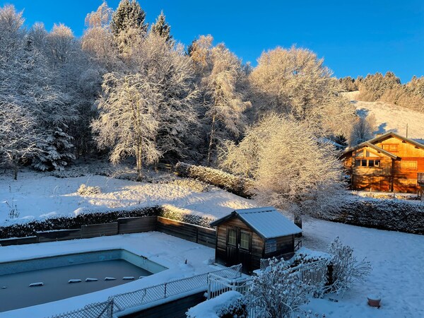 Apartment 'Lourson' With Mountain View, Shared Pool And Wi-fi - Chambéry