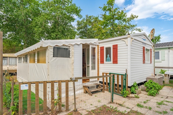 Mobile Home 'Mh 61 La Tremblade' Avec Piscine Partagée, Terrasse Privée Et Climatisation - La Tremblade