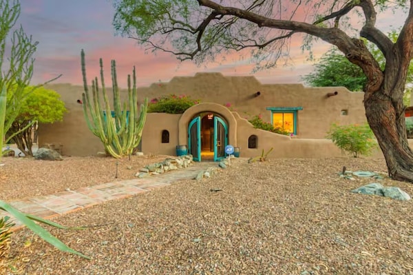 Authentic Az! Outdoor Oasis. Views. Pool. Sauna. - Fountain Hills, AZ