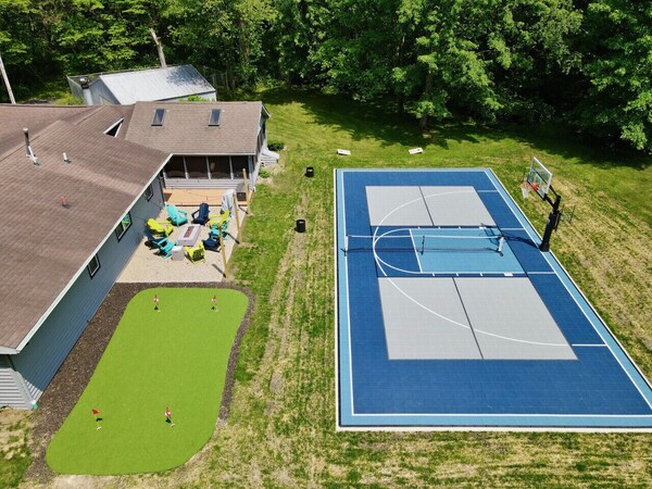 5br Hot Tub, Pickleball, Arcade - New Buffalo, MI