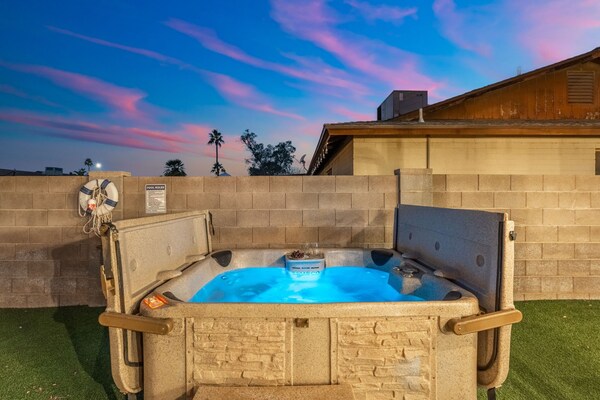 Perfect Getaway! Paradise With Free Heated Pool - Gilbert, AZ