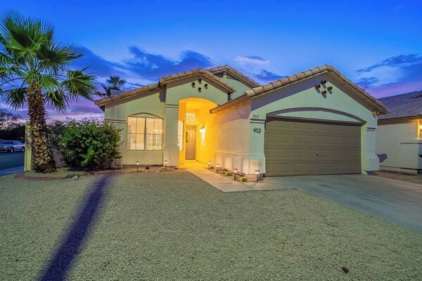 You Deserved The Best Home! Free Heated Pool - Gilbert, AZ
