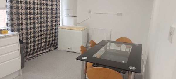 Modern Shared House In Southeast London - Plumstead - London