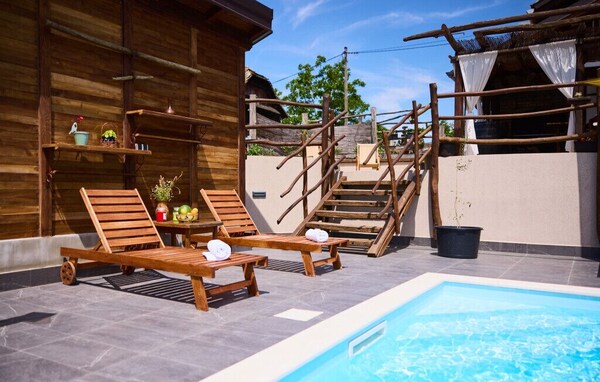 Holiday Home Blackrock Siscia By Villas Guide - Kutina