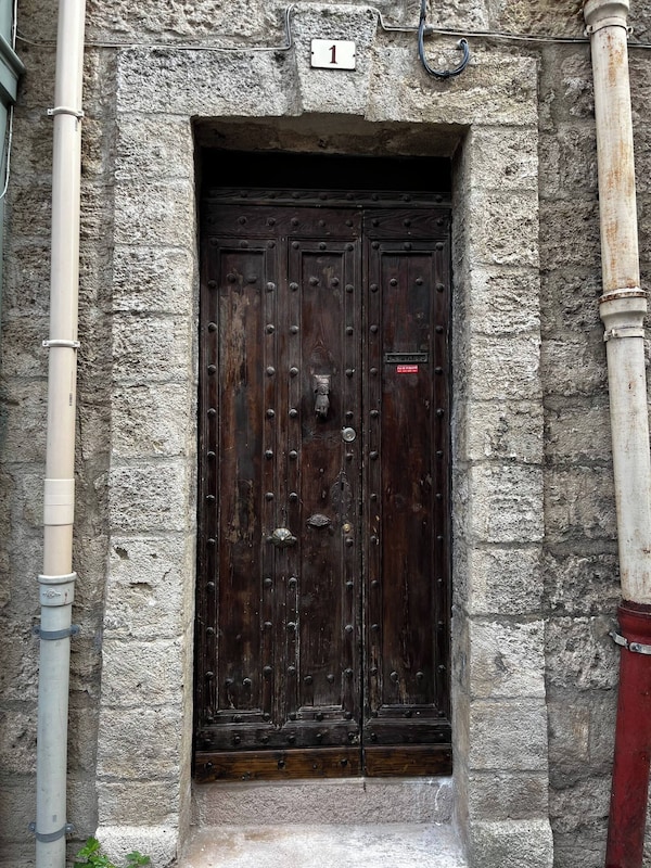 La Maisonlight & Airy Home In The Heart Of Pézenas Fontaine - Pézenas