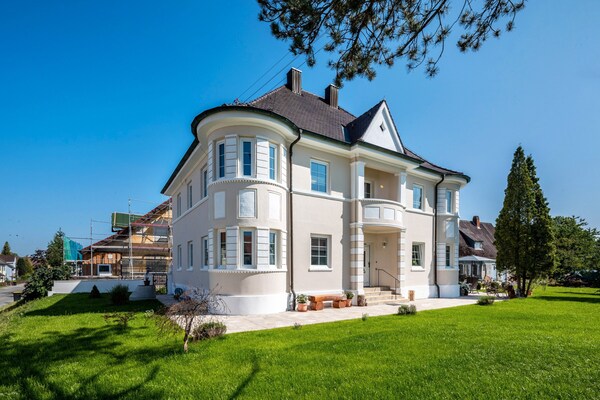 Holiday Apartment 'Romantika - Fewo Og Links' With Shared Garden, Balcony And Wi-fi - Günzburg
