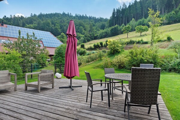 Ferienhaus 'Steinenbachhäusle' Mit Bergblick, Gemeinschaftsterrasse Und Wi-fi - Elzach