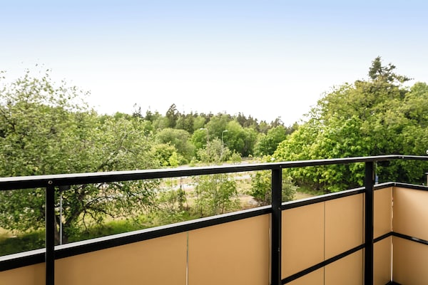 3 Bedroom Newly Renovated City Apartment - Stockholm