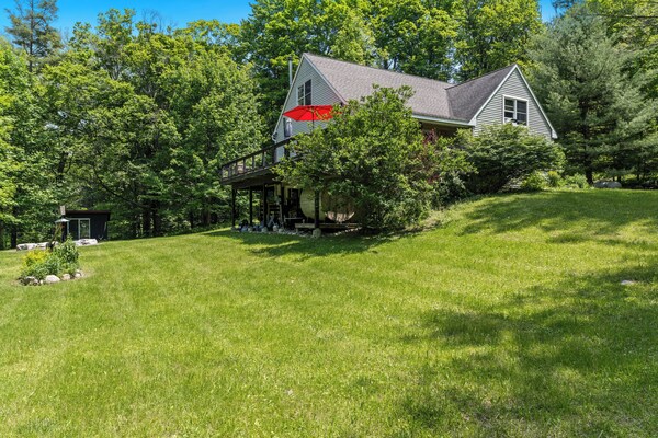 Location Location Location!!! Hike Into Minnewaska And Mohonk From Front Door! - Kerhonkson, NY