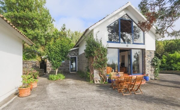 Guestready - Blue Oceanview Relaxing Cottage - Sete Cidades
