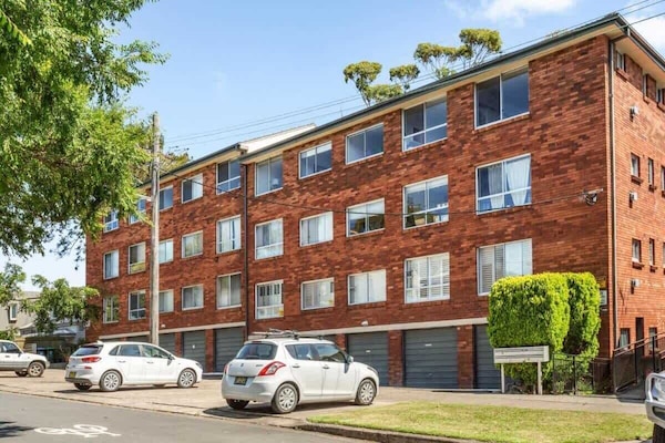 Stylish 2 Bedroom Apartment In Sydney Birchgrove - Sydney Nord
