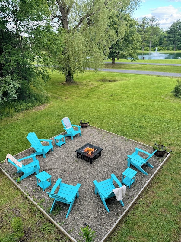 Quiet Upstate Escape By The Pond Nature & Serenity Await - Hudson, NY