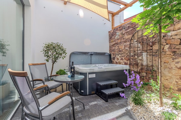 Fulop Panzio-blue Lagoon Apartment, Révfülöp, Hungary - Révfülöp