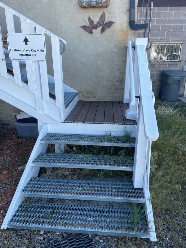 Historic Main Street Apartment B In Panguitch Utah - Panguitch, UT