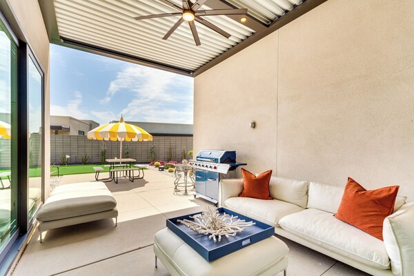 Desert Oasis In Palm Springs W/ Resort-style Perks - Cathedral City, CA