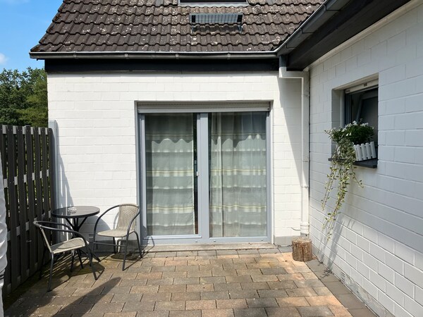Ferienwohnung '' Mit Privater Terrasse, Gemeinschaftsgarten Und Wi-fi - Warstein