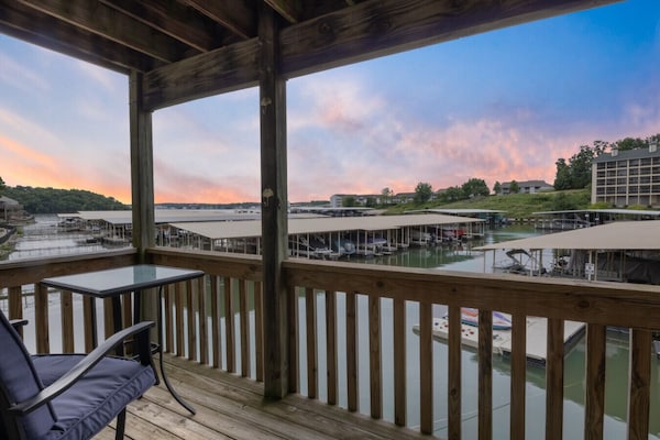 Reel Relaxin - Waterfront Pool, Indoor Pool & Hot Tub! - Sunrise Beach, MO