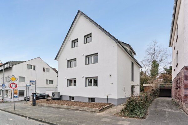June Apartments I Cozy 2-bedroom Apartment In Charming Detmold With Free Parking - Lemgo