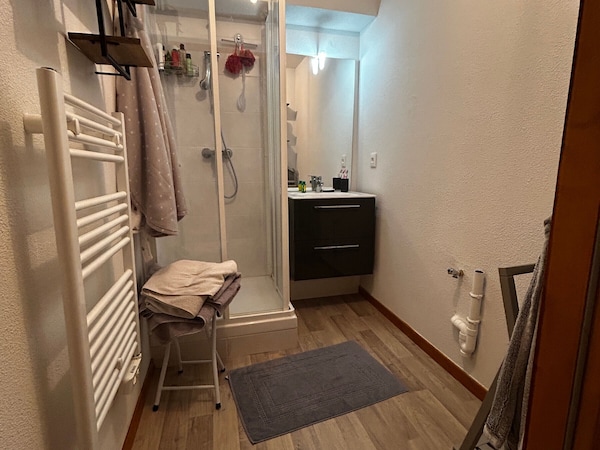 Appartement Spacieux Proche Pistes Avec Parking Privé - Lac Léman
