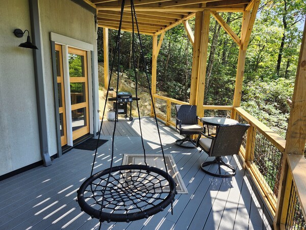 High Rock Chalet - Black Mountain, NC