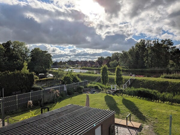 Direkt Am Wasser - Brandneu - Ferienwohnung Emden Wolthusen - Emden